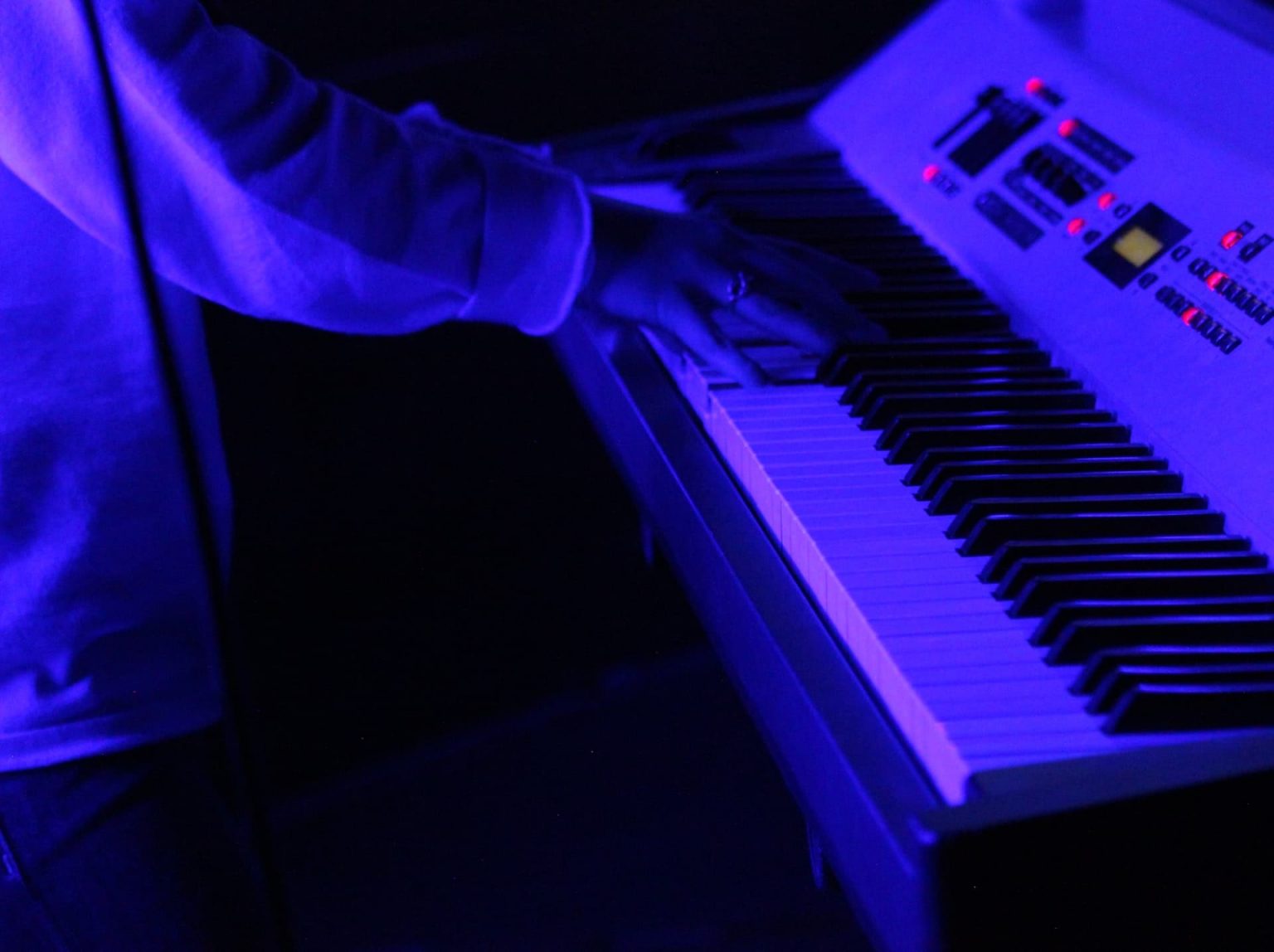 How To Do A Piano Glissando Without Hurting Your Hands
